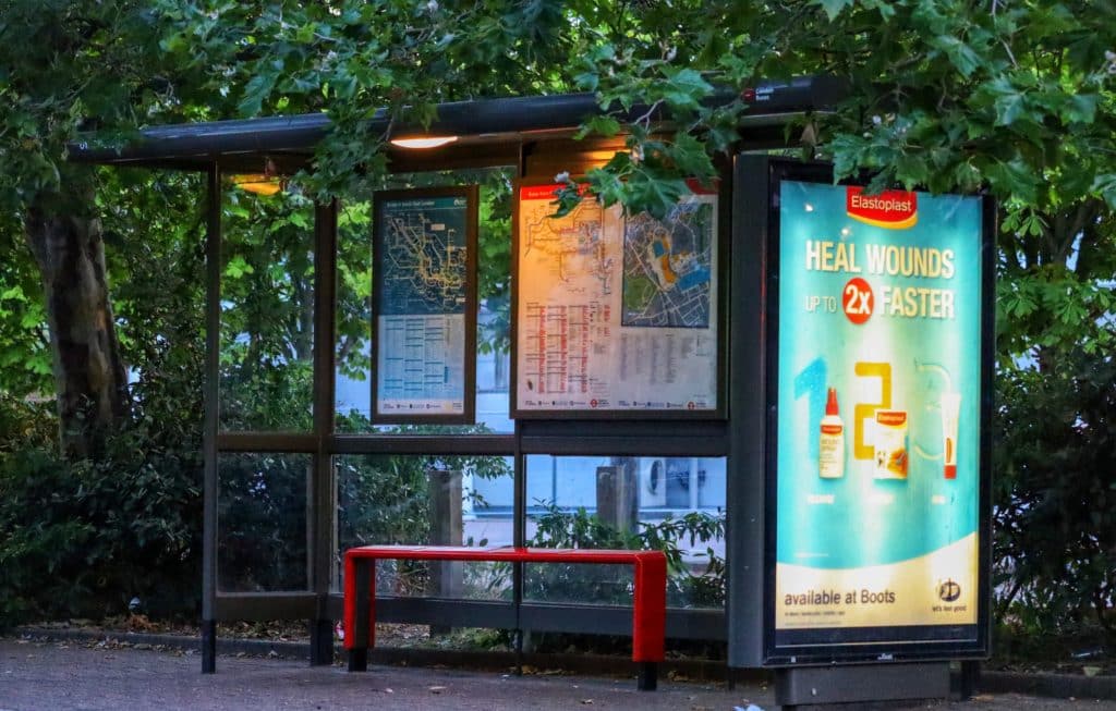 Revolutionizing Commutes with Interactive Outdoor Digital Signage